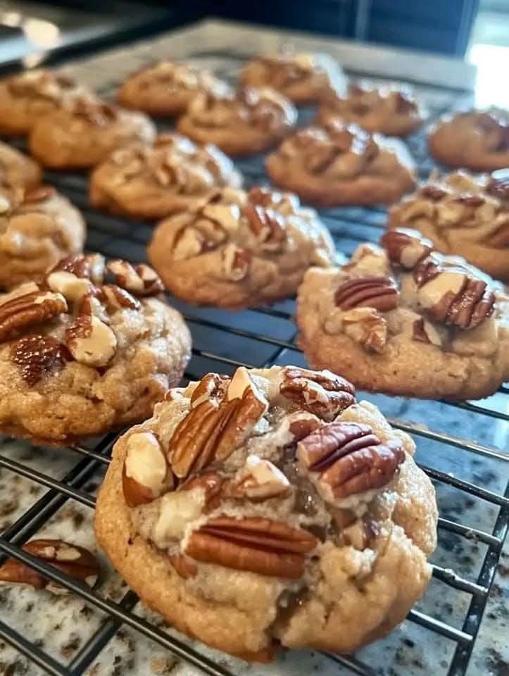 Butter Pecan Cookies – aboutbackpacks